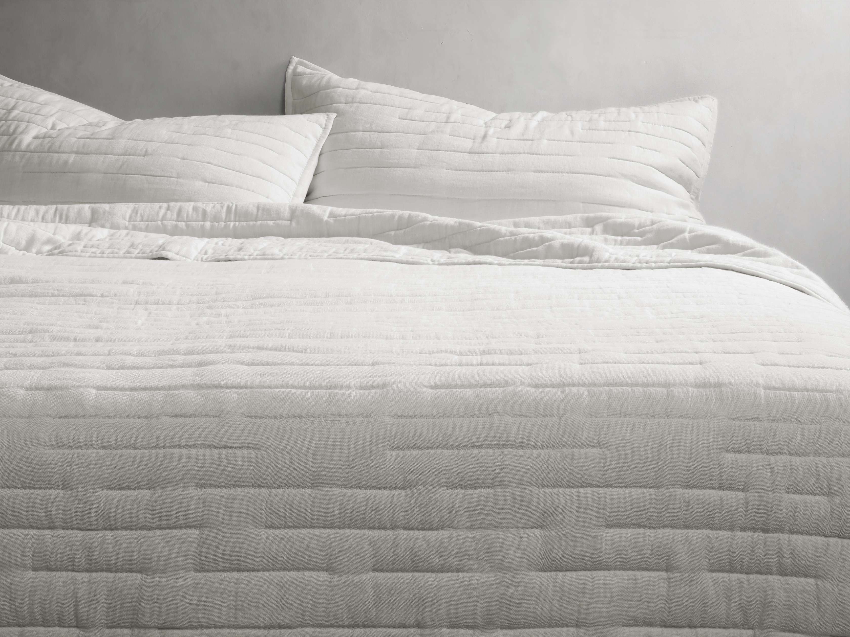Selkie Linen Quilt – Arhaus